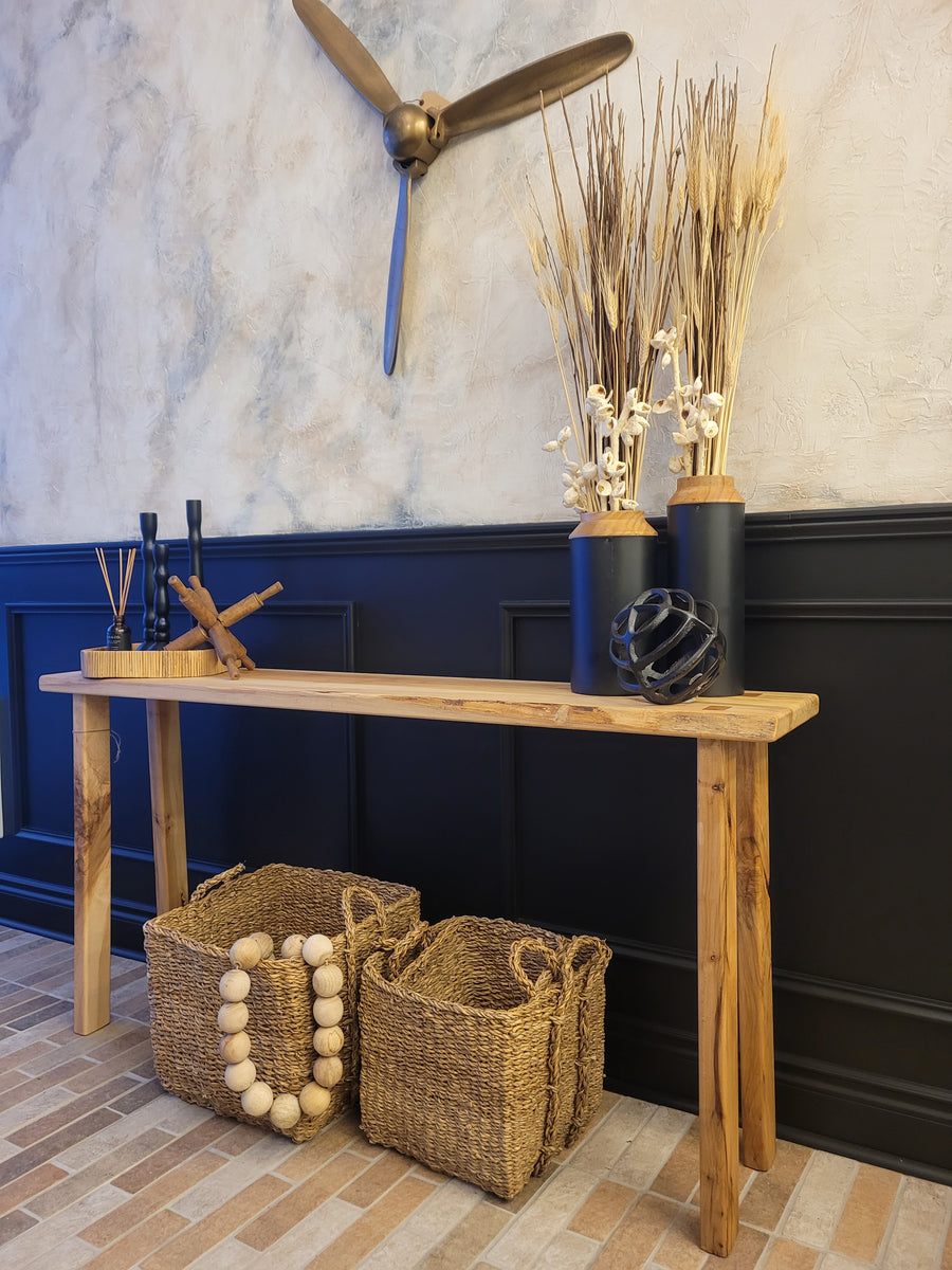 Maple Entry Table – Vintage Feather